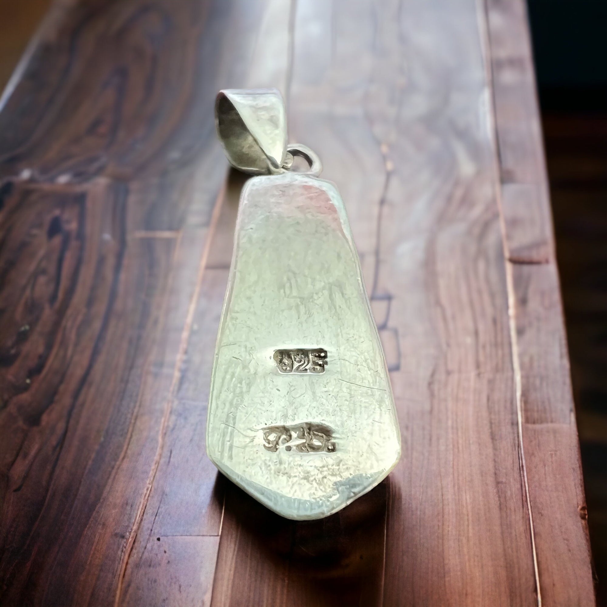 Onyx pendant - Onyx and mother of pearl inlay pendant – Cowhide and Conchos